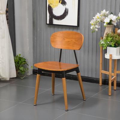 Cina fast food della caffetteria di 79cm Bent Plywood Dining Chair Retro in vendita
