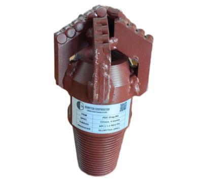中国 Durable 131mm Drag Pdc Drill Bit For Mining Machinery 販売のため