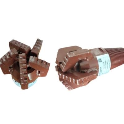 中国 サイズ カスタマイズされた Pdcドラッグビット 3/4/5/6 ウイング 岩石掘削用 販売のため