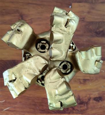 中国 High Performance PDC Drill Bit For Maximum Drilling Efficiency 販売のため