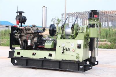 Cina 21 M3 / Min Capacità FAD Surface Integrated Drill Rig per perforazione con aste di perforazione OD 114/102 mm in vendita