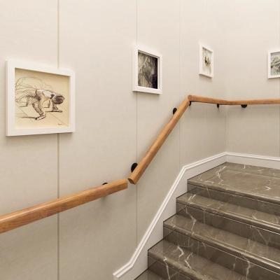 Cina Ringhiera di legno montata a muro per la balaustra moderna in un edificio per uffici in vendita