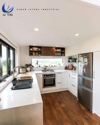 China Contemporary Design Style Modular Living Container House for Customizable Living for sale
