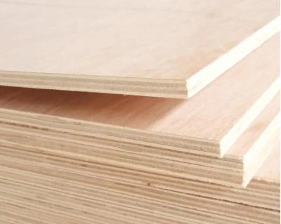 Cina Legno compensato di grado commerciale 6/9/12/15/18 mm con la migliore superficie decorativa a doppio lato in vendita