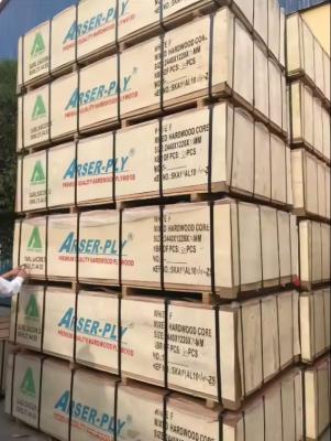 Cina Legno compensato impermeabile marino 3mm-21mm laminato a melamina per decorazioni alberghiere in vendita