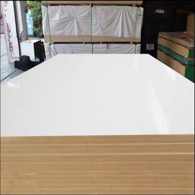 Cina Design di mobili moderni 3mm 4mm 5mm 6mm 9mm 12mm 15mm 18mm Fibreboard realizzati in pino in vendita