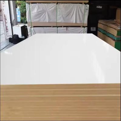 China Materiaal van niet-metaalpaneel Moderne ontwerpstijl Birkenhouten fineer Meubelen Sperrhout voor het werk Te koop