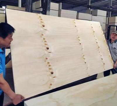 China E1 18 mm 3/4 dubbelzijdig decoratief tegenlaaghout van dennenhout voor daken en buitenmuren Te koop