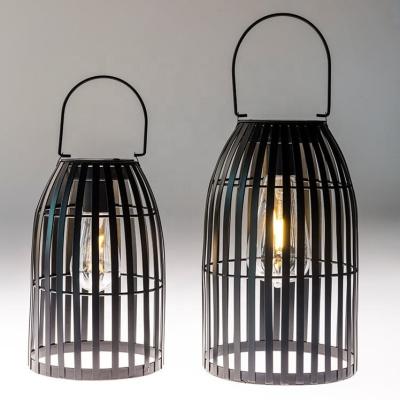 China Newish 2022 factory price outdoor rechargeable led solar powered landscape lighting metal lantern for sale