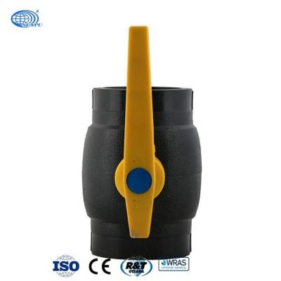 中国 鋼鉄中心が付いている 20mm To160mm HDPE の管付属品 HDPE の球弁 販売のため