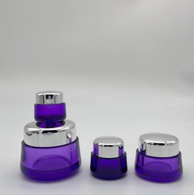 China Empty Plastic Cosmetic Lotion Pump Bottles/Jar /Container 30ml 50ml 100ml 150ml à venda
