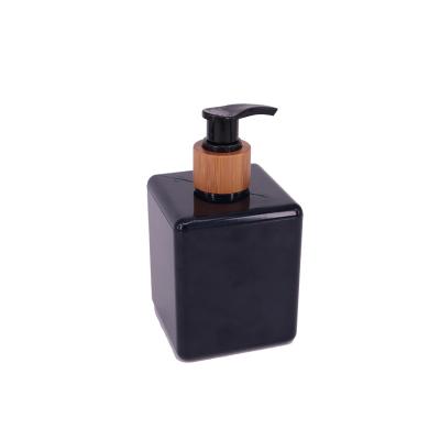 Cina Barattoli cosmetici amichevoli di plastica della bottiglia 24MM Eco dello spruzzo della foschia della schiuma 250ML 24/410 in vendita