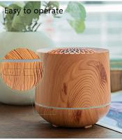 China 300ml Large Space Remote Control Aromatherapy Essential Oil Wood Grain Diffuser for sale