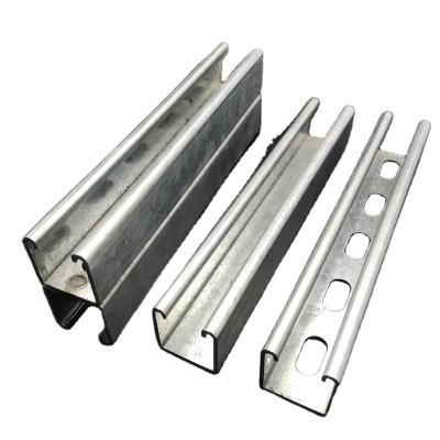 China Galvanized Zinc 41x41 41x22 Slotted Unistrut Strut Channel Te koop