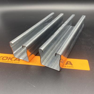 Китай Electrical Galvanized P2000 C Channel with Stiffener продается