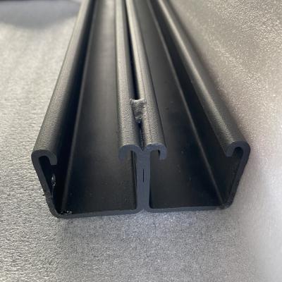 China En polvo revestido lado a lado 41x41 canal de estribo plano en venta