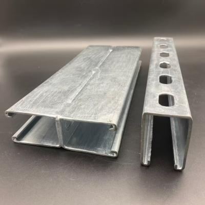翼の二重背部Unistrut 41x41はチャネルの粉のコーティングに細長い穴をつけた