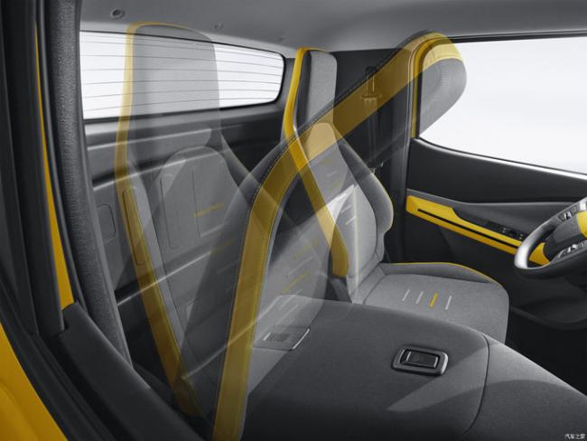 305KM Wuling Hongguang EV Wuling Nano EV For Urban Commuting 1