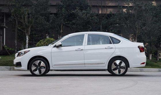 400KM Dongfeng Fengshen E70 Pure Electric Compact Car 4 Doors 5 Seats