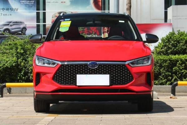 Quality Red E2 Small BYD Sedan EV Four Wheel Drive Electric Cars 5 Seater for sale