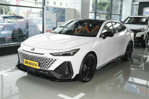 Quality Changan UNI-V Hybrid Special Engine Front-engine Front-wheel Drive Layout FF for sale