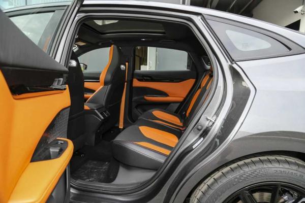 Quality Changan UNI-V Hybrid Special Engine Front-engine Front-wheel Drive Layout FF for sale