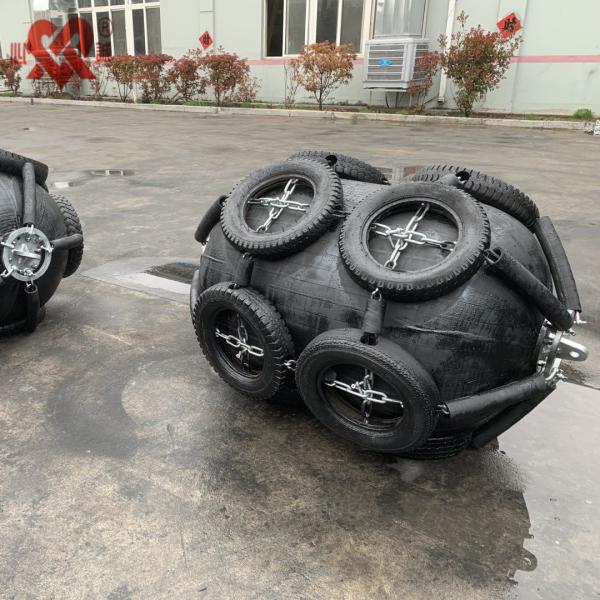 Marine Floating Bumper Tyre & Chain Yokohama Fenders for Ship-to-Ship