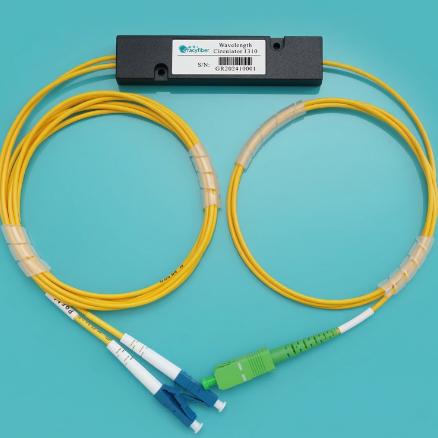 Quality High Isolation Optical Circulator Polarization Maintaining PM Circulator 3 Port for sale