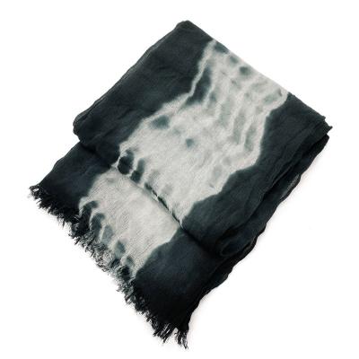 China wholesales fashion head hijab custom logo tassels women silk scarves zu verkaufen