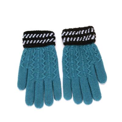 China wholesales custom kids five-fingers fashion gym simple winter warm and cold proof kintted  sports touch screen mitts Te koop