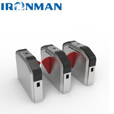 China Puerta giratoria acrílica de 10 mm para hospitales / hoteles en venta