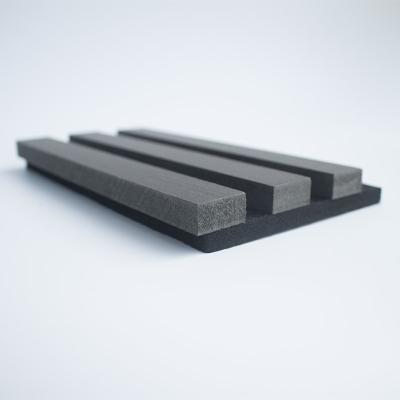 Cina 600*2400*21mm 3 lati hanno ricoperto l'ufficio assorbente dei corridoi della sala riunioni dell'applicazione di legno della stecca in vendita