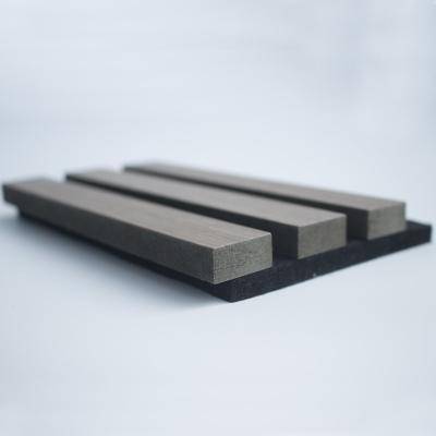 Cina 600*2400*21mm 3 lati hanno ricoperto l'ufficio assorbente dei corridoi della sala riunioni dell'applicazione di legno della stecca in vendita
