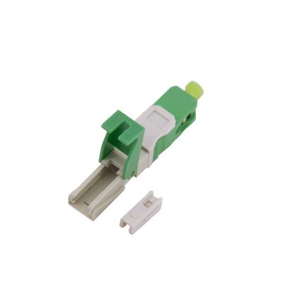 Cina le Telecomunicazioni veloci del connettore 40N APC di fibra ottica di goccia 0.3db livellano in vendita