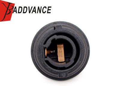 Cina Good Quality 3 Pin Male Electrical Automotive Lamp Holder Connector For Car in vendita