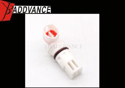 Cina 4 Pin Electrical Fuel Pump Connector per la vendita calda di Toyota Honda nel Venezuela in vendita