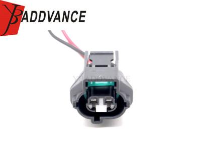 China 7283-8220-30 Yazaki 2 Pin Female PBT Connector Wire Harness For Toyota 90980-11235 for sale