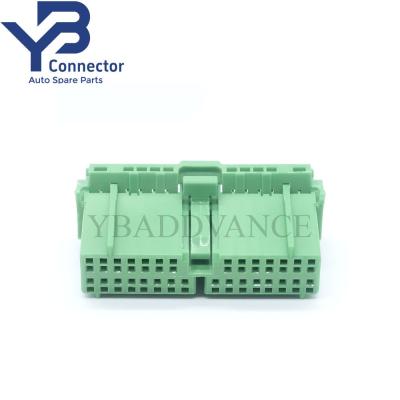 China 30 Pin JAE Female Civic Green Chassis Rectangular OBD2 Connector Housing For Honda IL-AG5-30S-D3C1 for sale