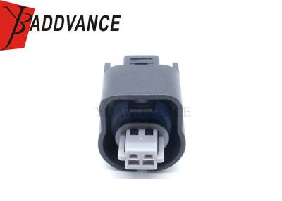 China 2 Pin Female Camshaft Intake Exhaust VVT Battery Valve Solenoid Connector For Chevrolet 15335987 for sale