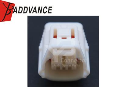China YB Connectors S-umitomo Female 4 Pin Fuel Pump Connector For Toyota Camry 6189-0168 for sale