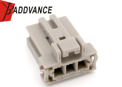 Cina 6098-0241 connettore dell'indicatore di retromarcia di 3 Pin Sumitomo misura per Honda in vendita