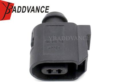 Cina 2 serie automobilistiche posteriori 6E0 973 702/8T0 973 702 dei connettori 1.5mm dell'ABS FEP di Pin in vendita