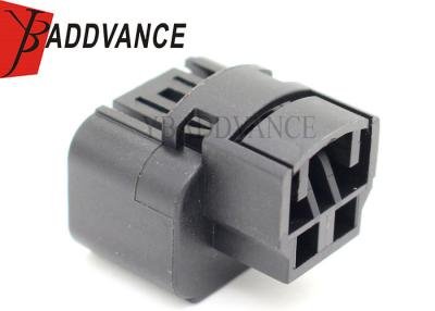 Cina Una nebbia di 2 modi che guida i connettori elettrici automobilistici del faro 5202 H16 2504 Ps24w in vendita