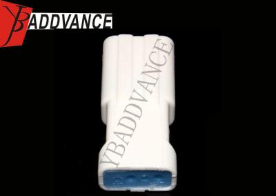China JST-04T-JWPF-VSLE 4 Pin Wire Connector / Ducati Turn Signals Jst Male Connector for sale
