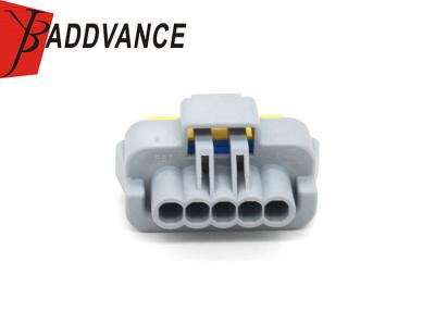 Cina Connettore di plastica del cablaggio del cavo dei connettori automobilistici di 211PC053S4026 5 Pin Sealed FCI in vendita