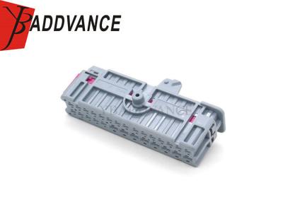 Cina 1813108 / 1813109/1-1813108-1 connettori 28 Pin Female Alarm Anti Theft di AMP di Tyco in vendita