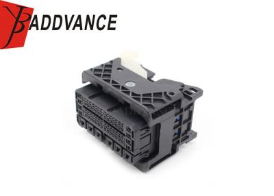 Cina 34853-1104 70 Pin Waterproof Automotive Connectors Black PBT femminile in vendita