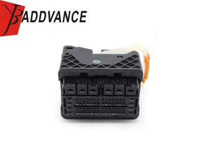 Cina 34853-1104 70 Pin Waterproof Automotive Connectors Black PBT femminile in vendita