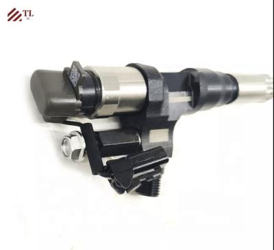 China 23670-E0310 095000-5990 Common Rail Fuel Injector For Hino J05E Engine Excavator for sale