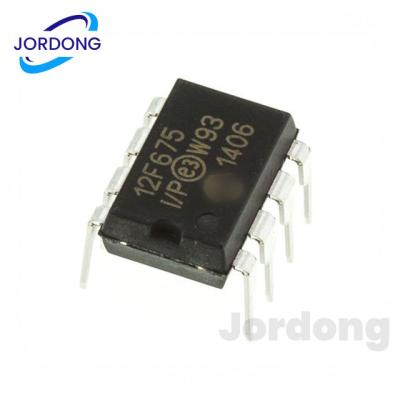 China PIC12F675-I/P zu verkaufen